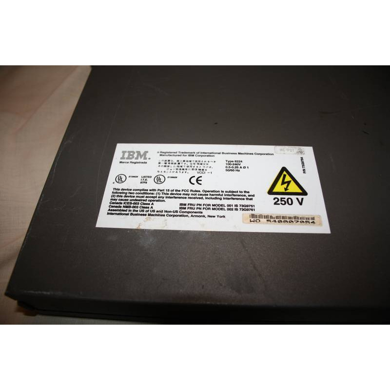 Hub IBM stackable ethernet 8224